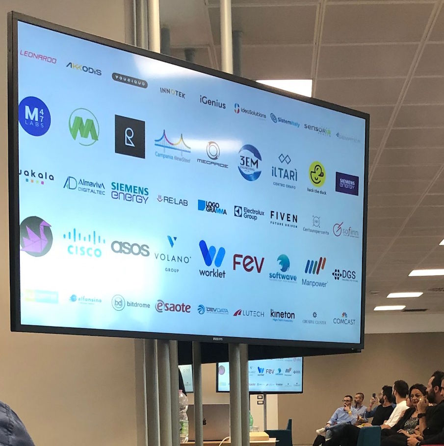 Logogramma si presenta agli studenti della Future Fair 2023 - Logogramma